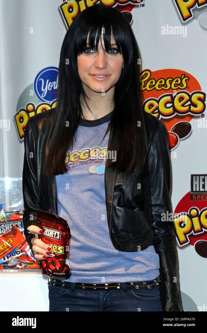 Ashlee Simpson inroduces the new Hershey's Pieces candy at The Hershey ...