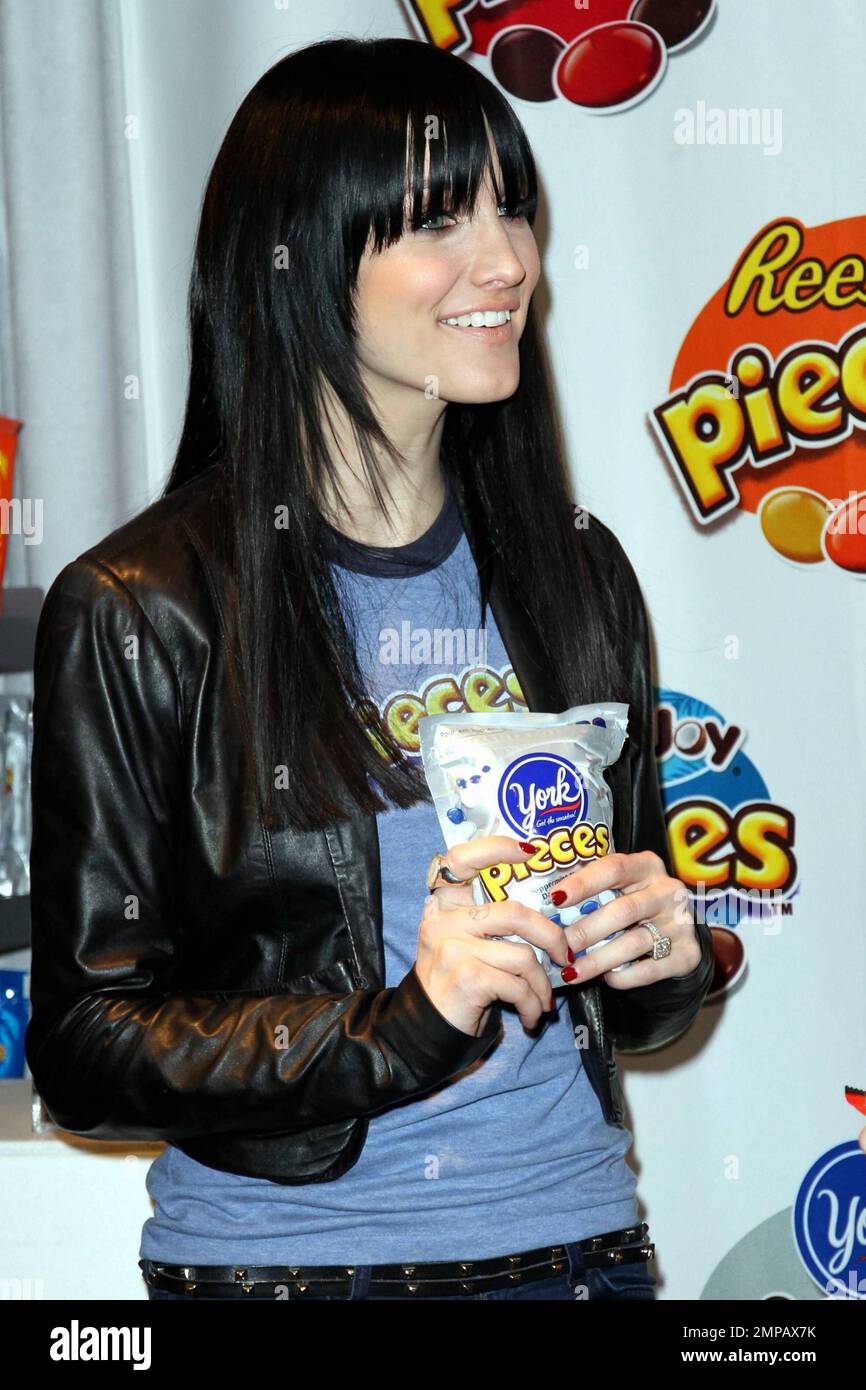 Ashlee Simpson inroduces the new Hershey's Pieces candy at The Hershey ...