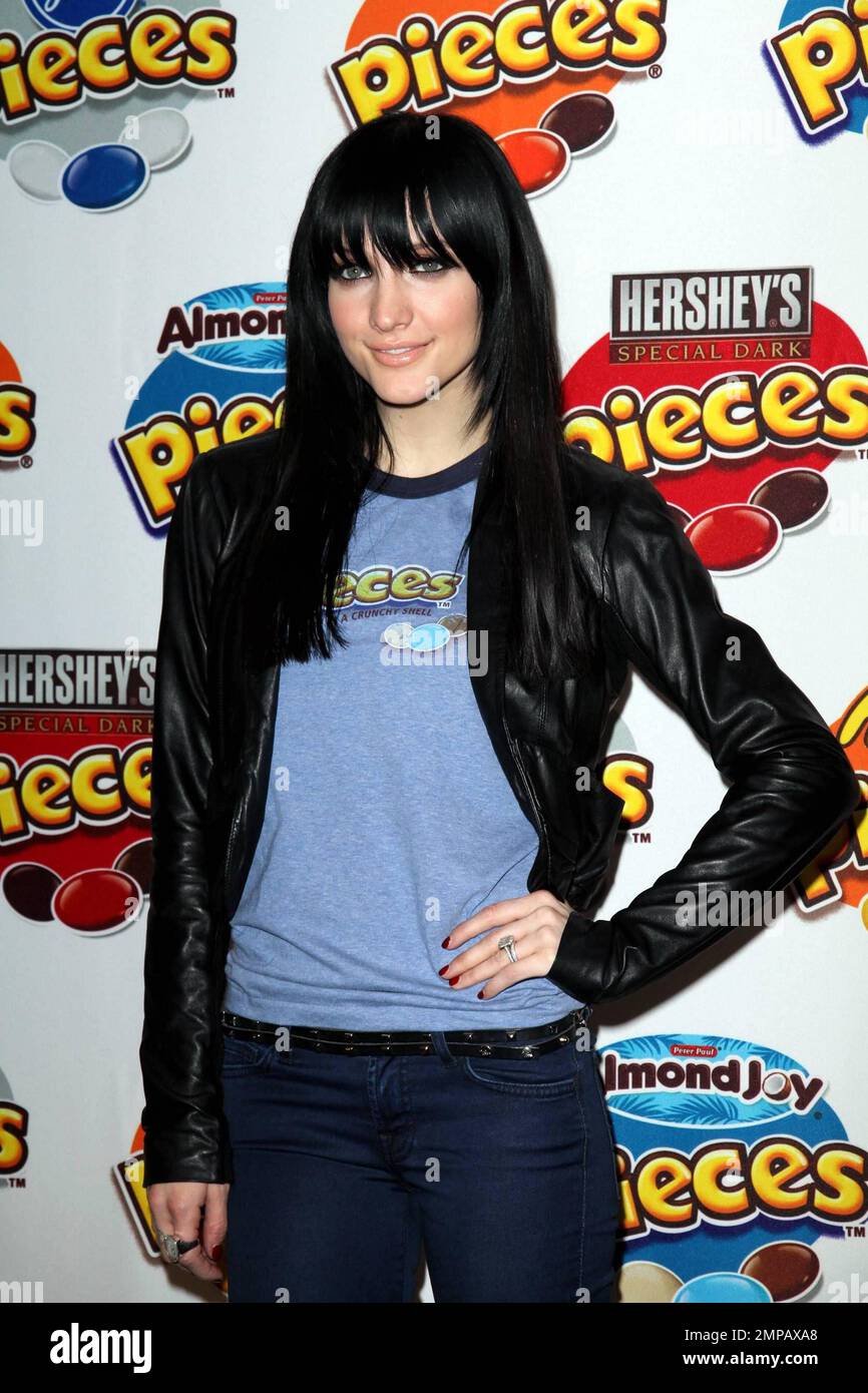 Ashlee Simpson inroduces the new Hershey's Pieces candy at The Hershey ...