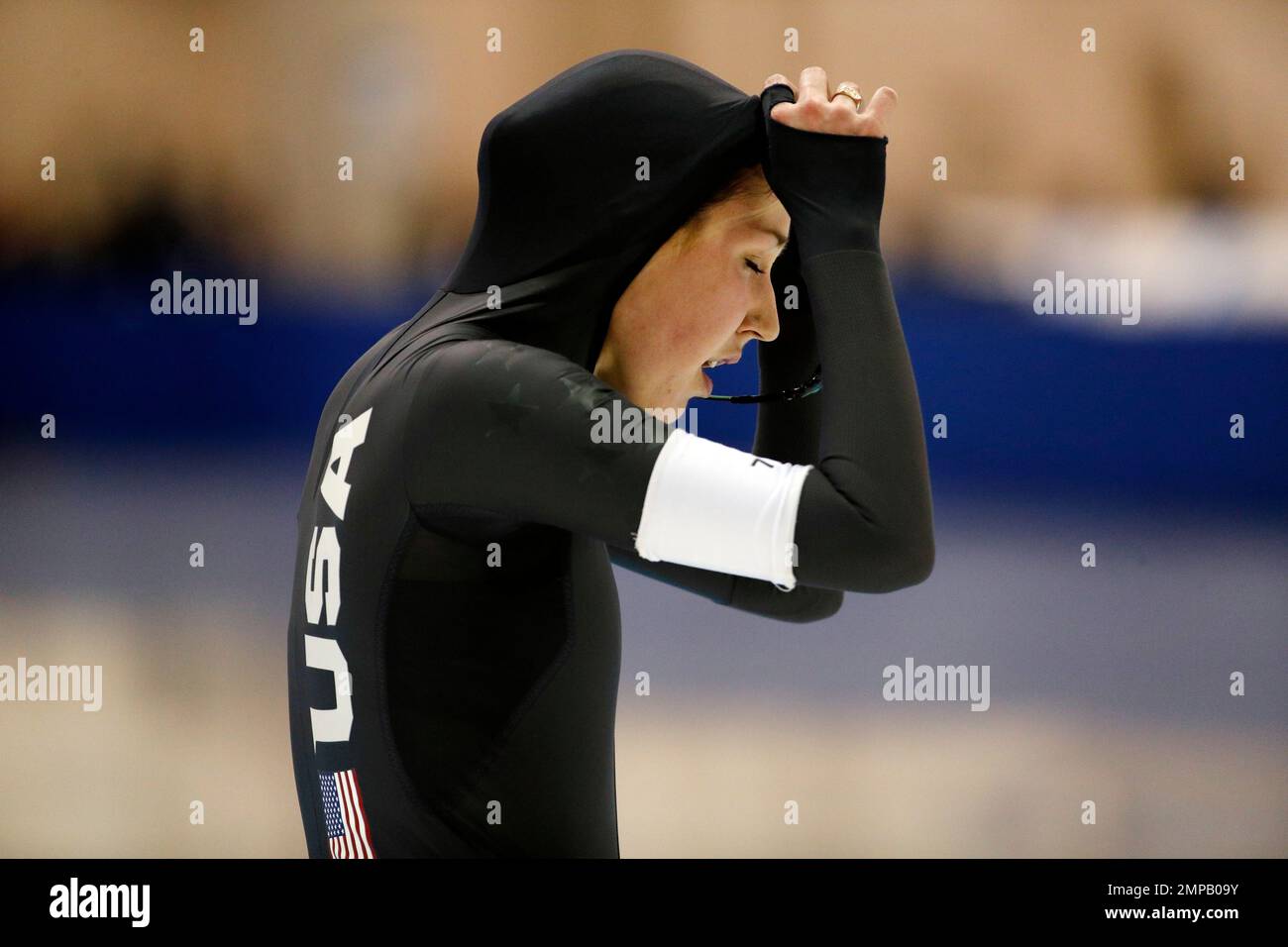 Petra Acker reacts after competing in the women's 5,000 meters during ...