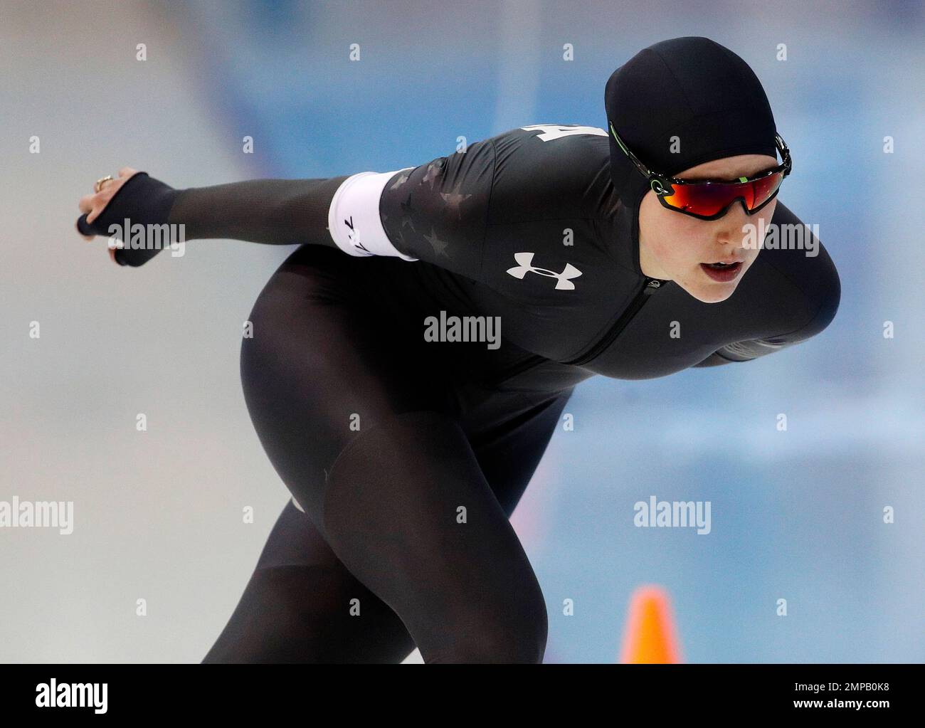 Petra Acker competes in the women's 5,000 meters during the U.S ...