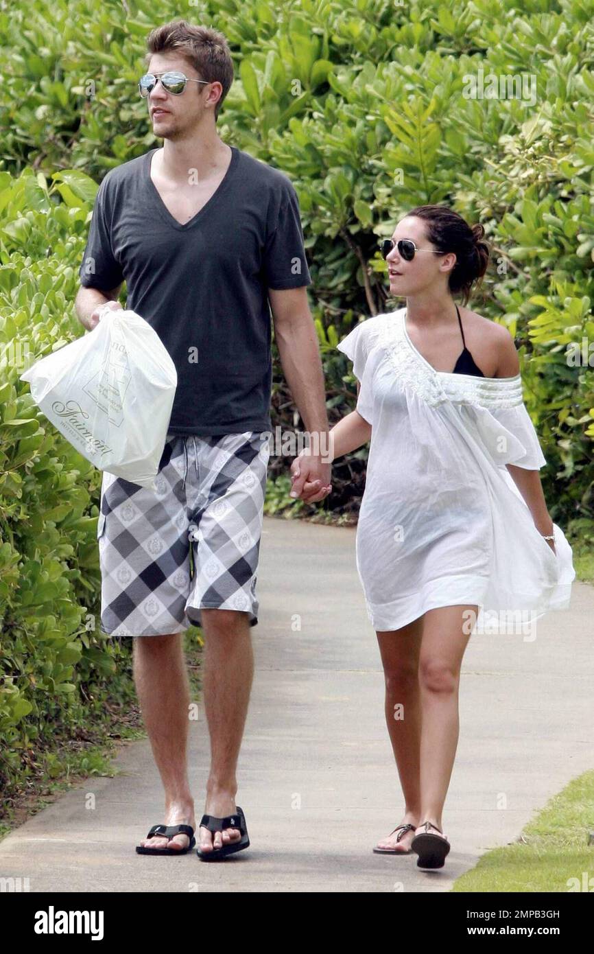 Ashley Tisdale And Scott Speer Height Difference