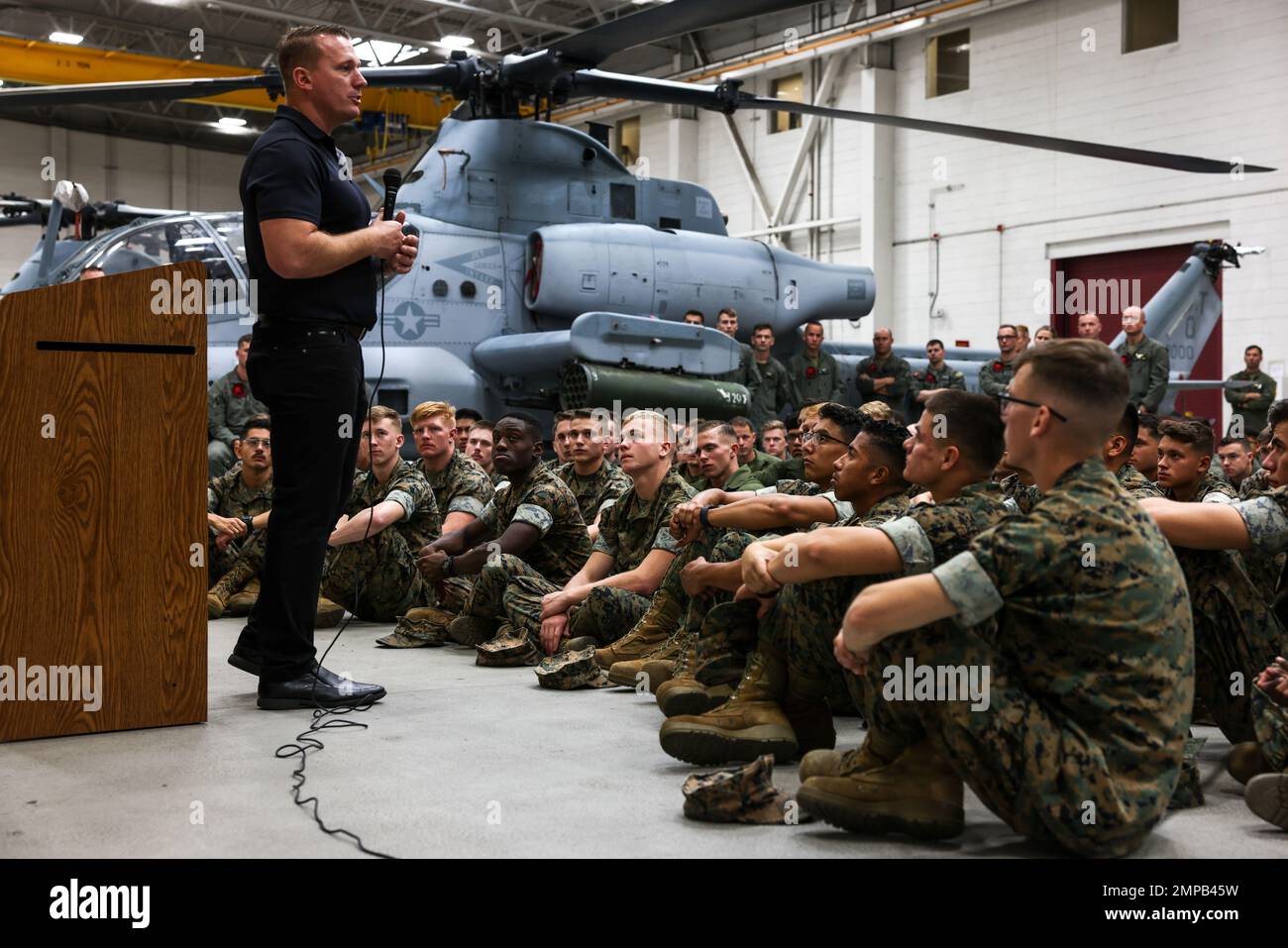 Medal of Honor recipient Dakota Meyer, speaks with Marines from ...