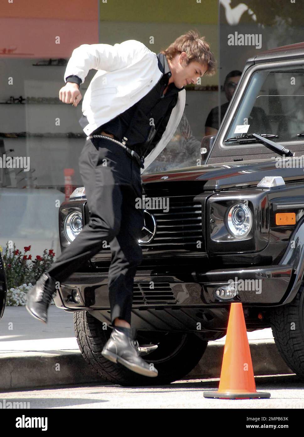 Ashton Kutcher seems to be flying high on the set of his new movie ...