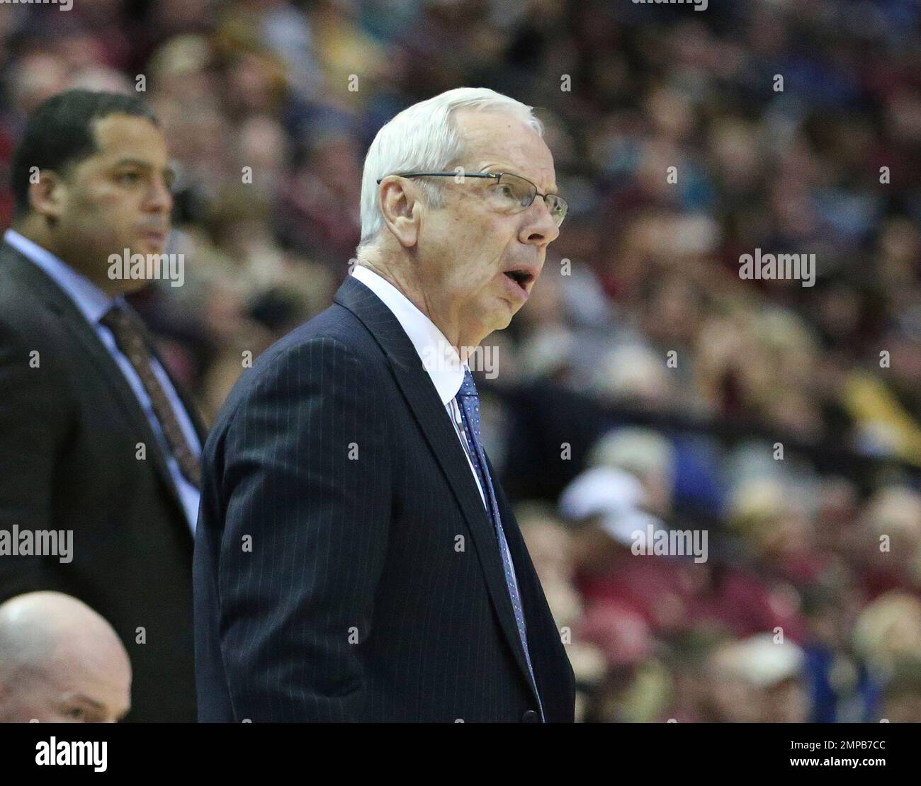 North Carolina's head coach Roy Williams reacts to the play in the ...