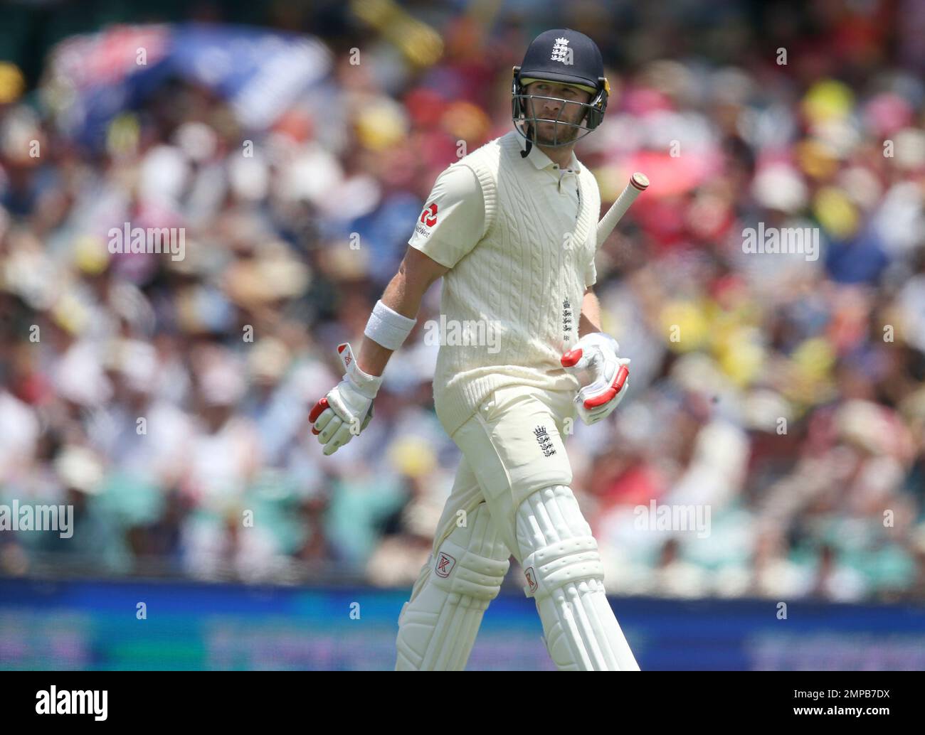 England's Mark Stoneman walks off after losing his wicket to Australia ...