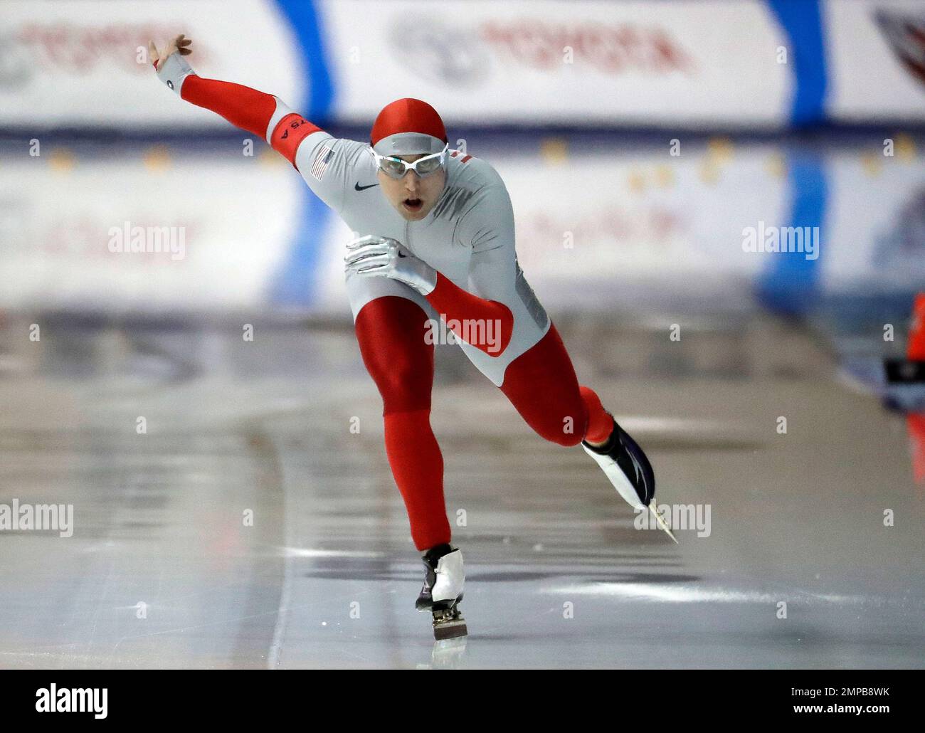 Kyle Essex competes in the men's 1,000 meters during the U.S. Olympic ...