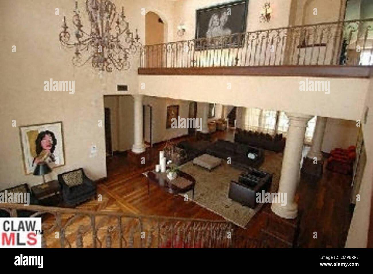 Exclusive!! This is the home that newly weds Canadian Punk Pop Princess ...