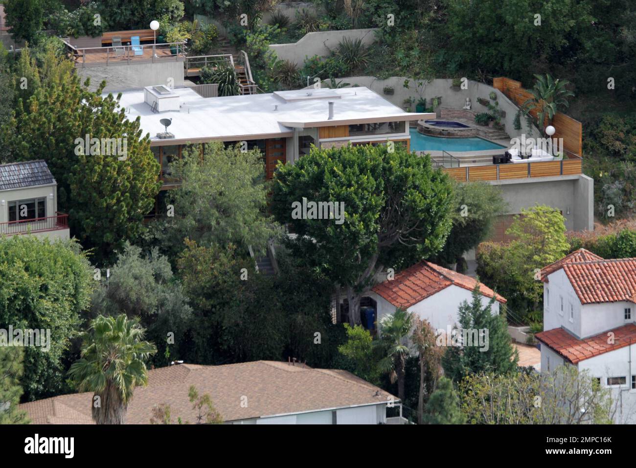 760 square feet hi-res stock photography and images - Alamy