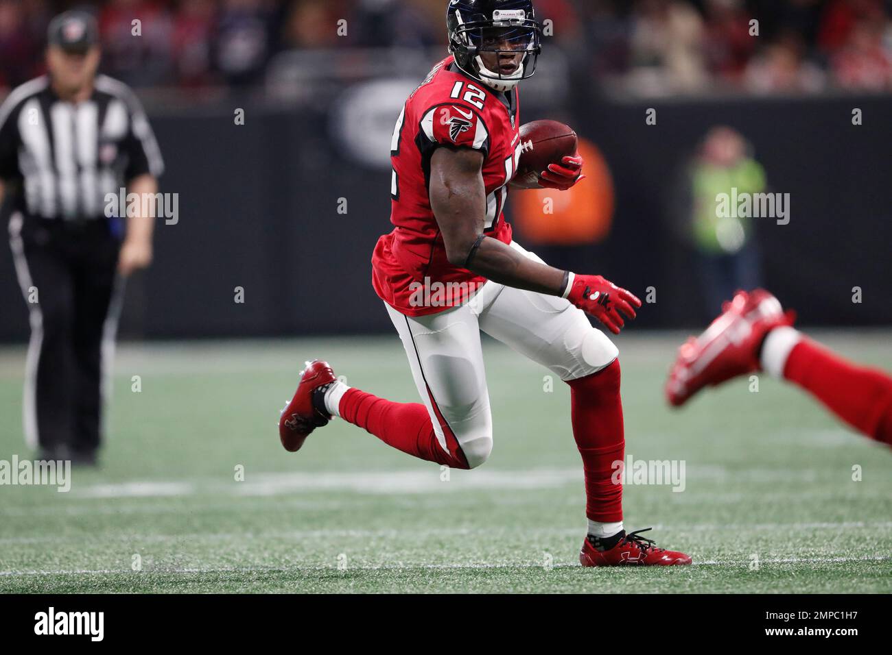 Atlanta Falcons wide receiver Mohamed Sanu (12) runs against the ...