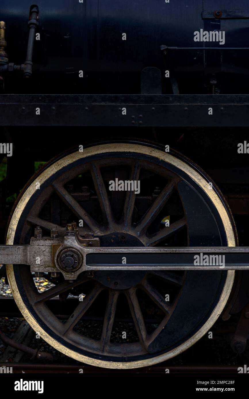 Vertical steam engine hi-res stock photography and images - Alamy