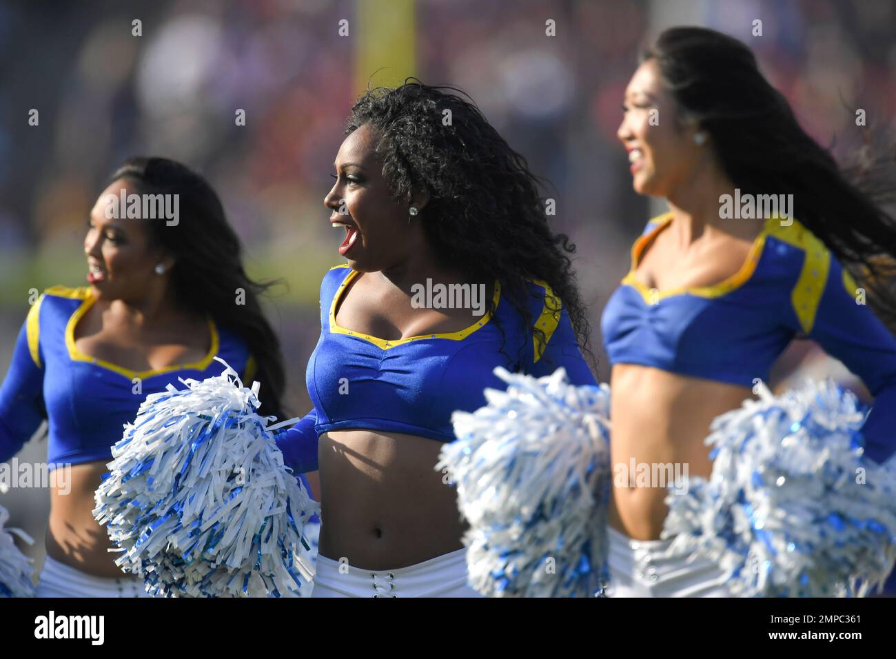Los Angeles Rams cheerleaders perform during the first half of an NFL ...