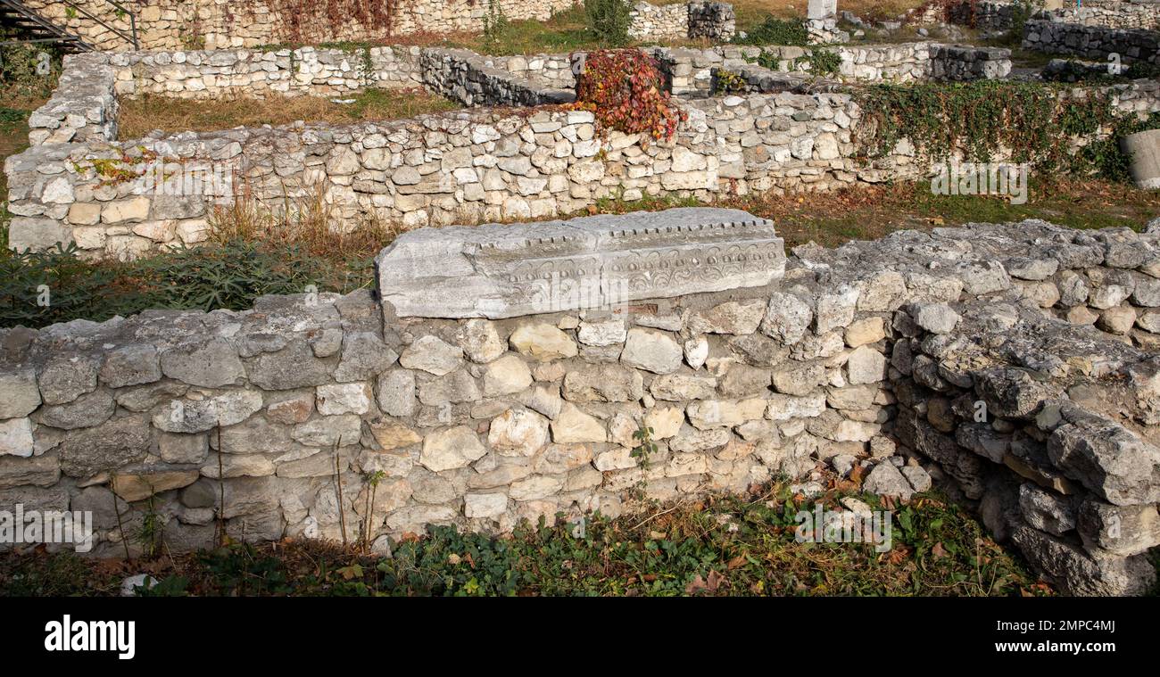 The ruins of the ancient city of Tomis in Constanta - Romania, wall, ruins Stock Photo - Alamy