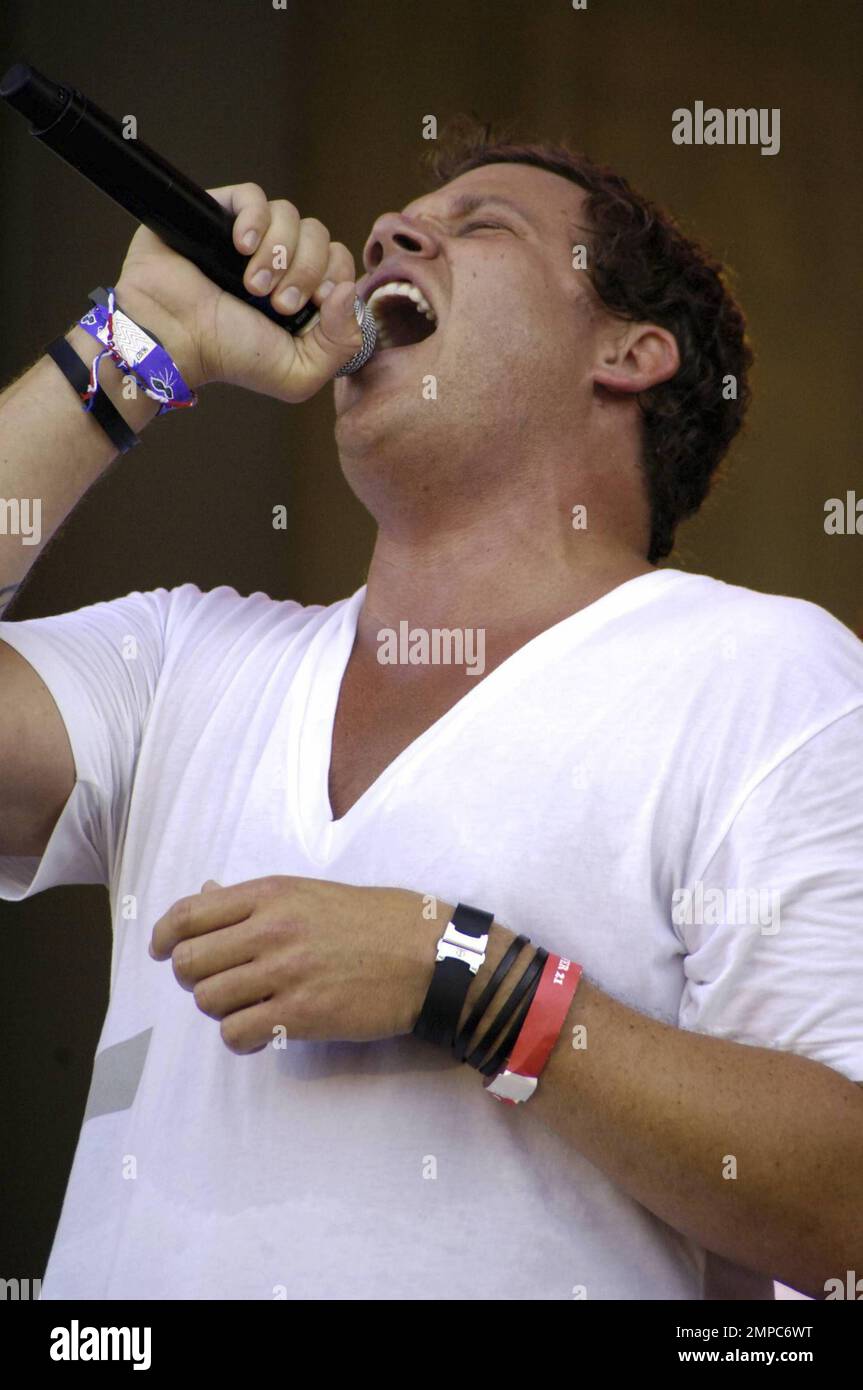 The Band From TV, including "Heroes" stars Greg Grunberg (drums) and ...