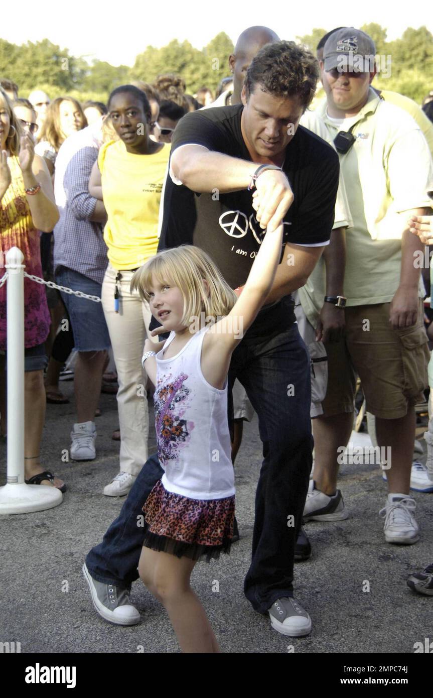 The Band From TV, including "Heroes" stars Greg Grunberg (drums) and ...