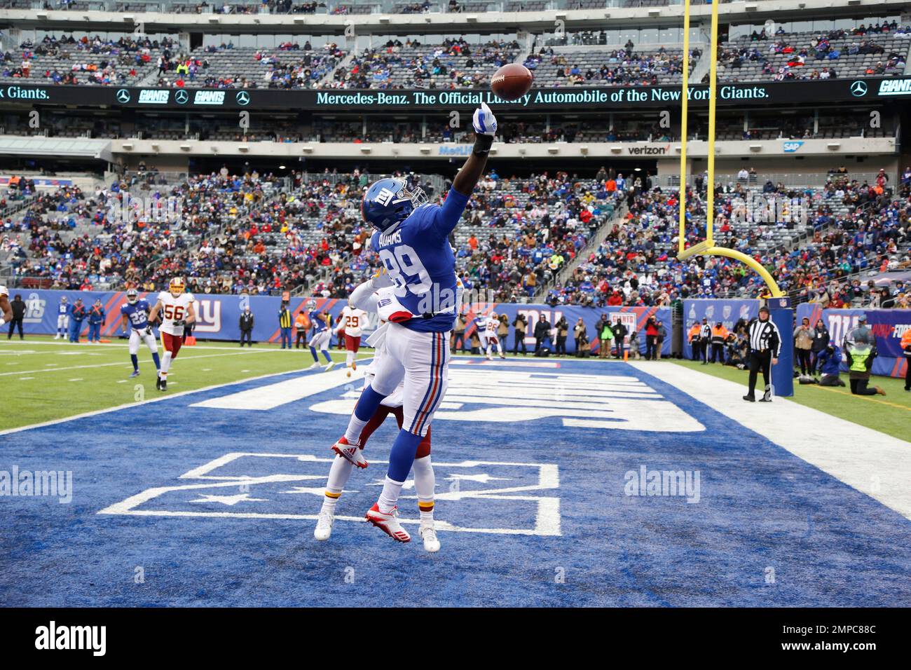 New York Giants tight end Jerell Adams (89) leaps for a pass as ...