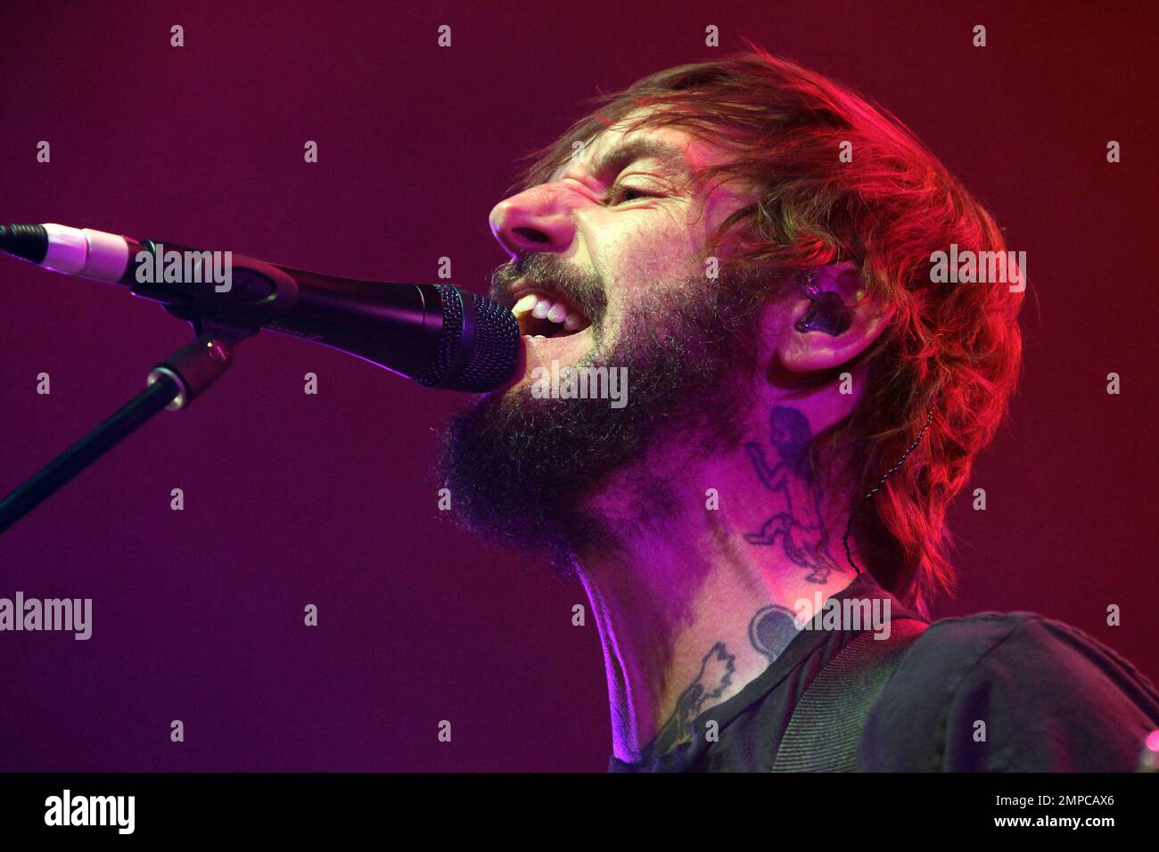 Ben Bridwell with Band of Horses performs at the Coca-Cola Roxy Theatre ...