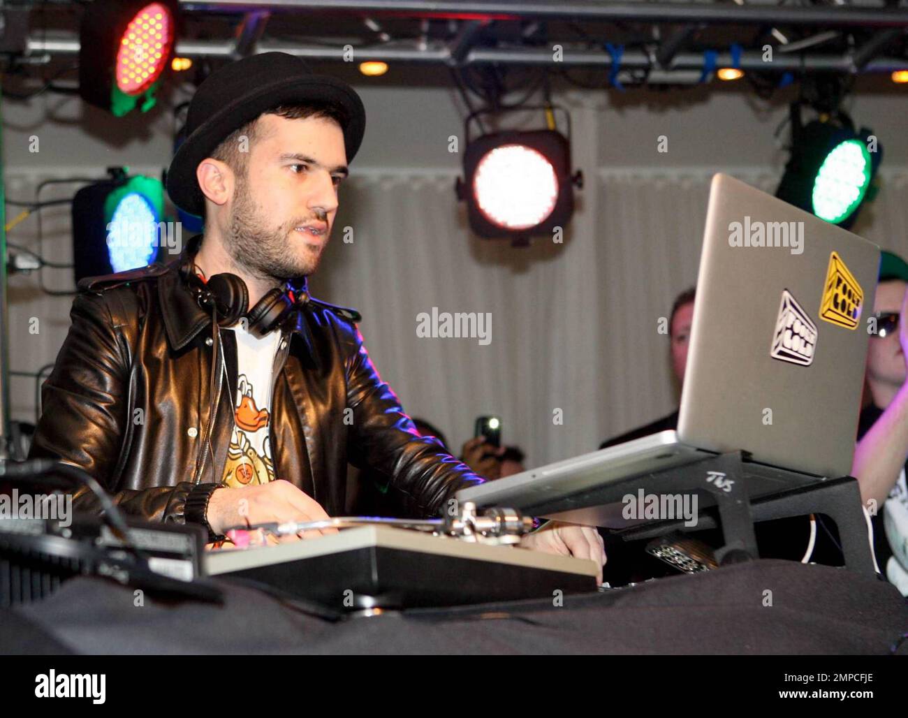 Dj a trak hi-res stock photography and images - Alamy
