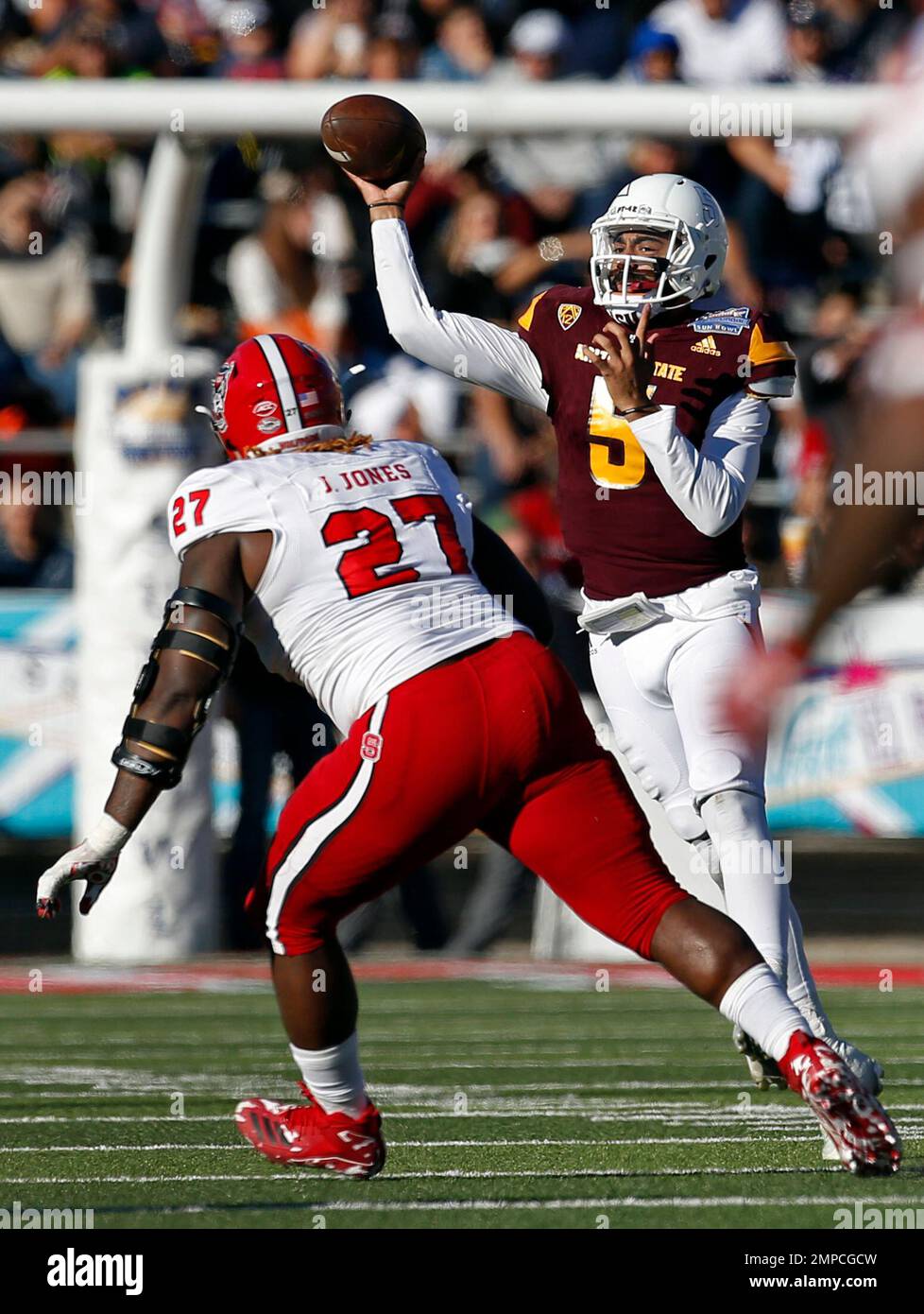 Arizona State quarterback Manny Wilkins (5) throws over North Carolina ...