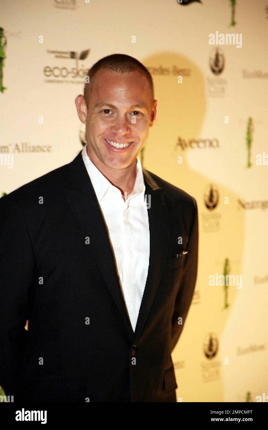 Red Carter attends the Be Eco Chic Spring 2009 fashion show at the ...