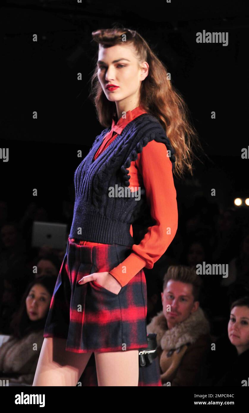 Bebe models hi-res stock photography and images - Alamy