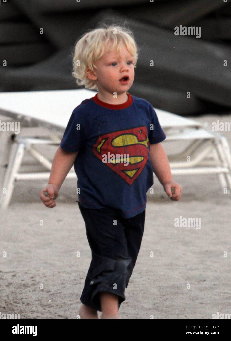 Boris Becker spends the last few hours of 2011 with his sons Noah ...