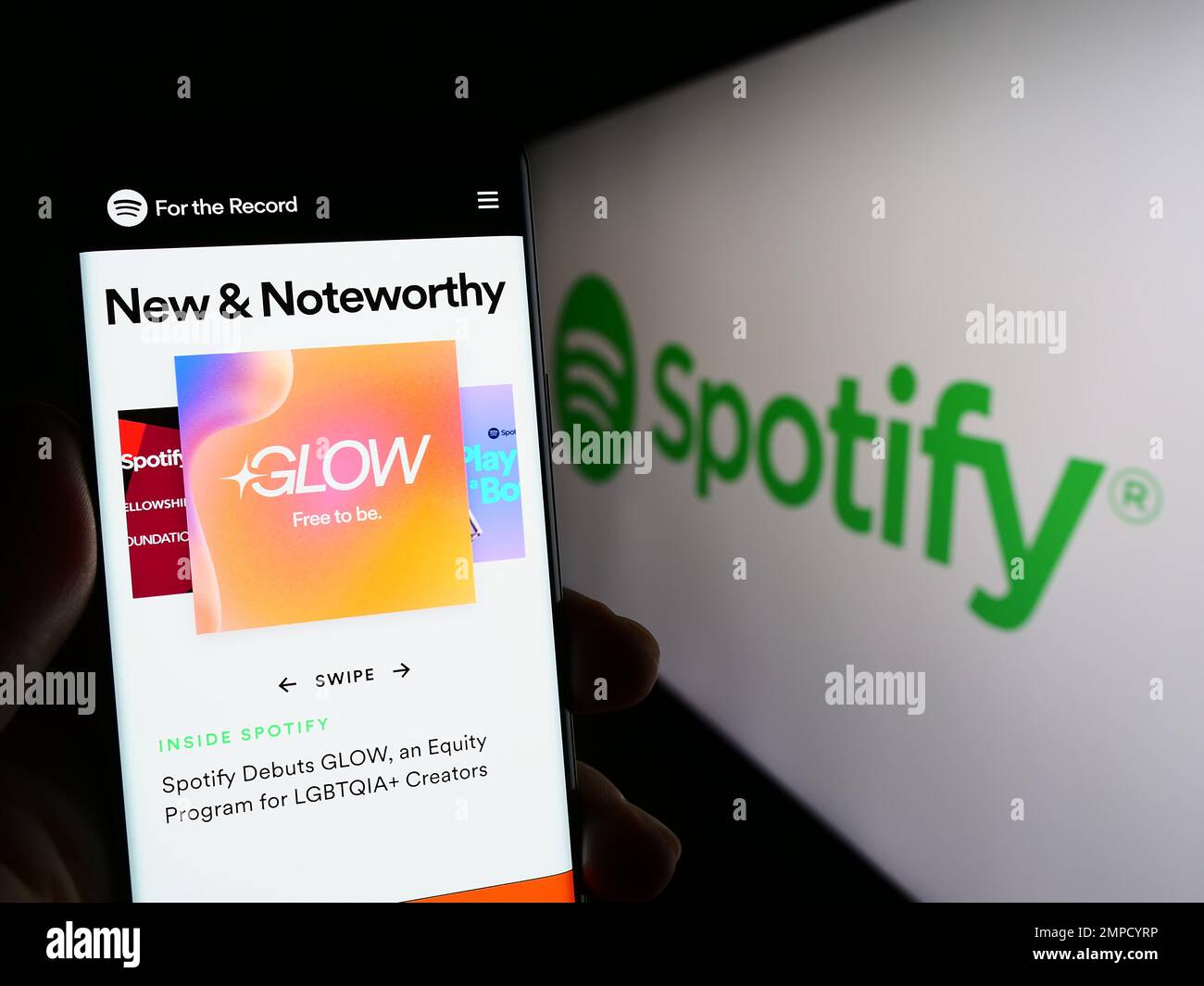 Spotify logo hi-res stock photography and images - Alamy