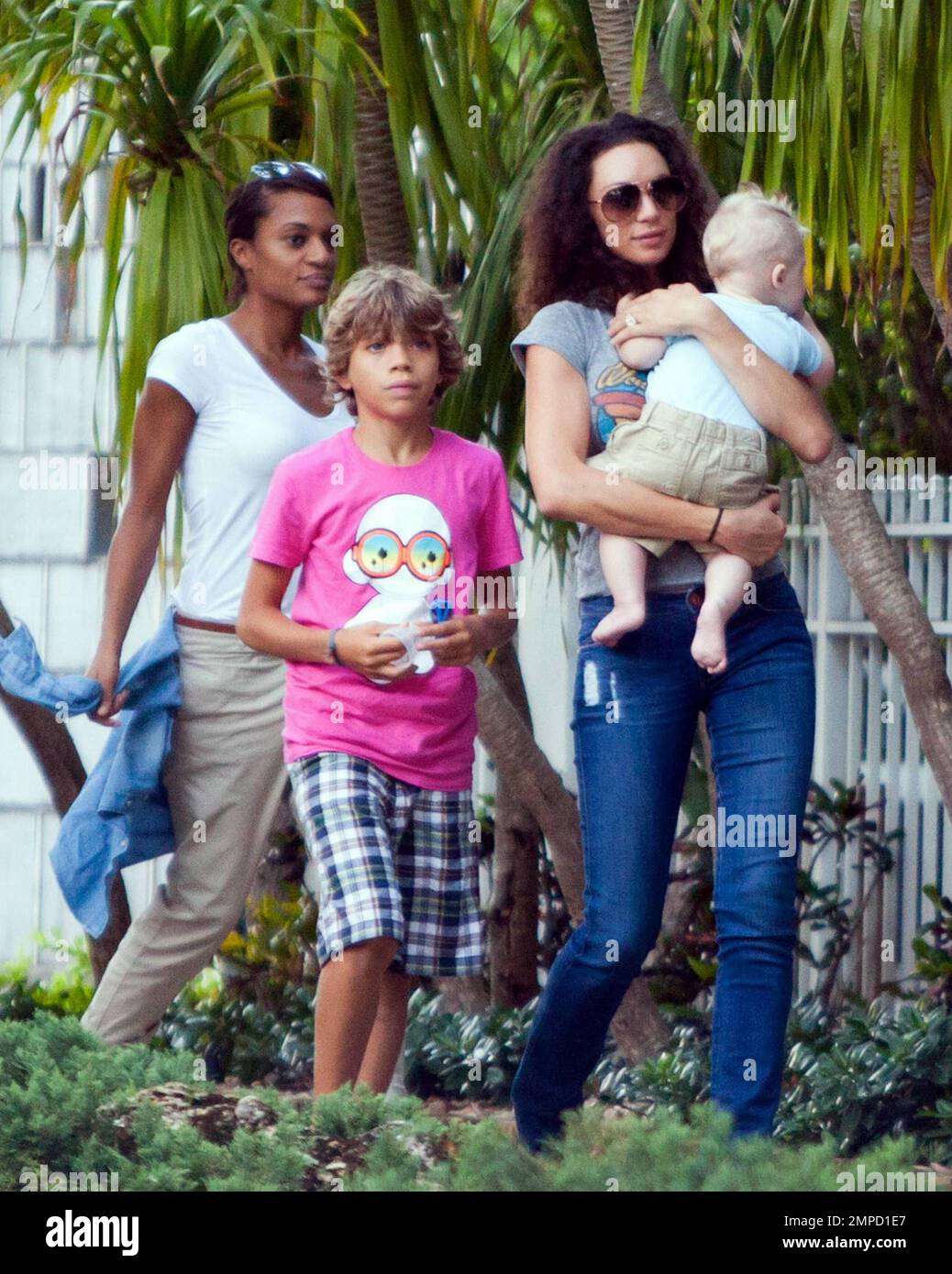 Lilly Becker arrives at Barbara Feltus' house with Boris' son Elias and ...