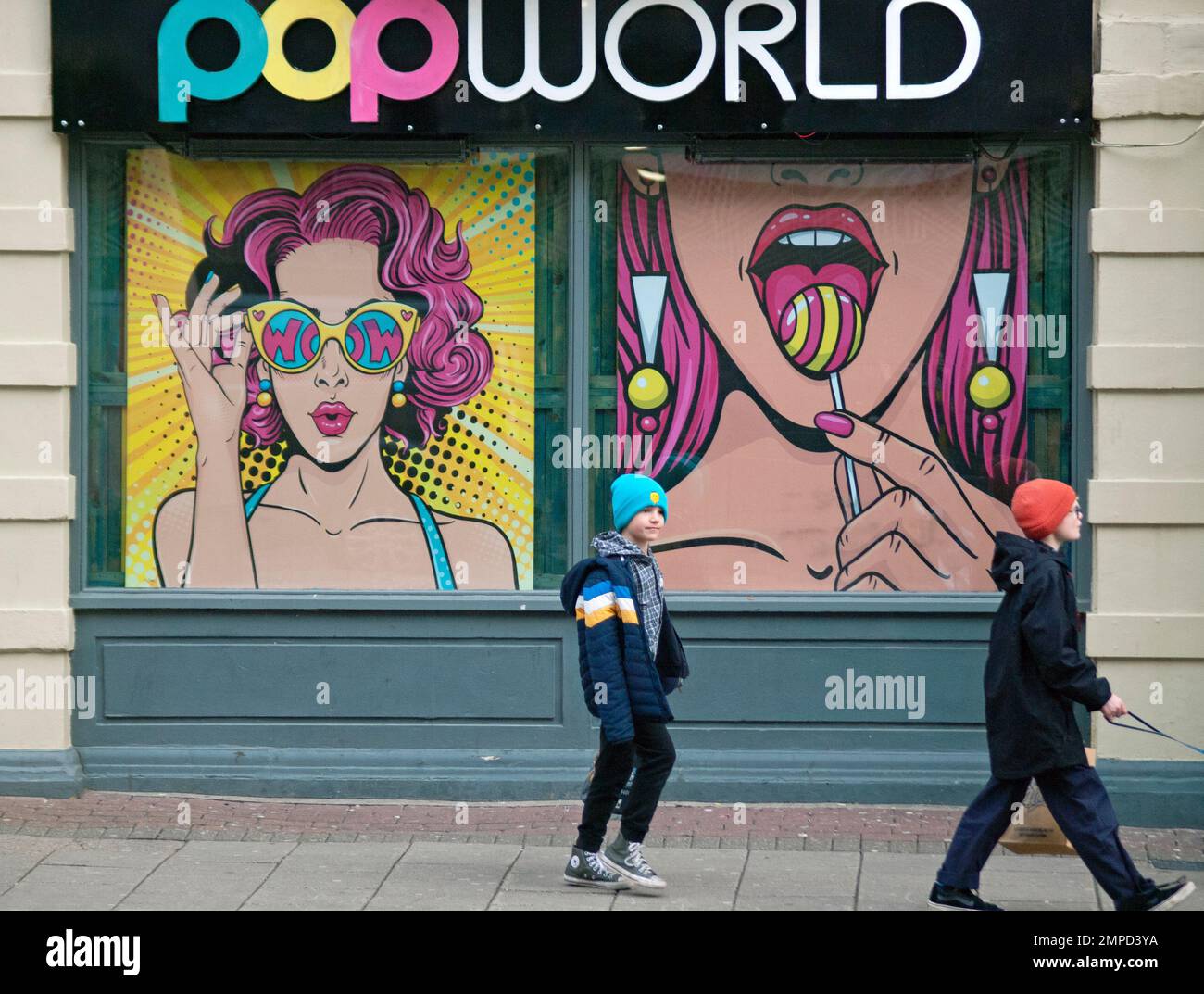 Popworld hi-res stock photography and images - Alamy