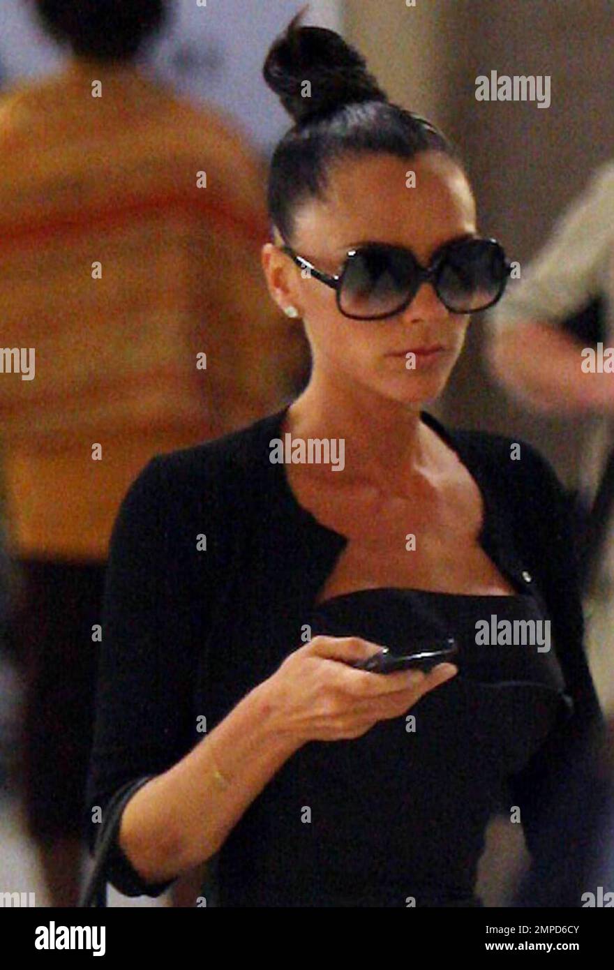 EXCLUSIVE!! Victoria Beckham and Kara DioGuardi arrive at LAX from ...