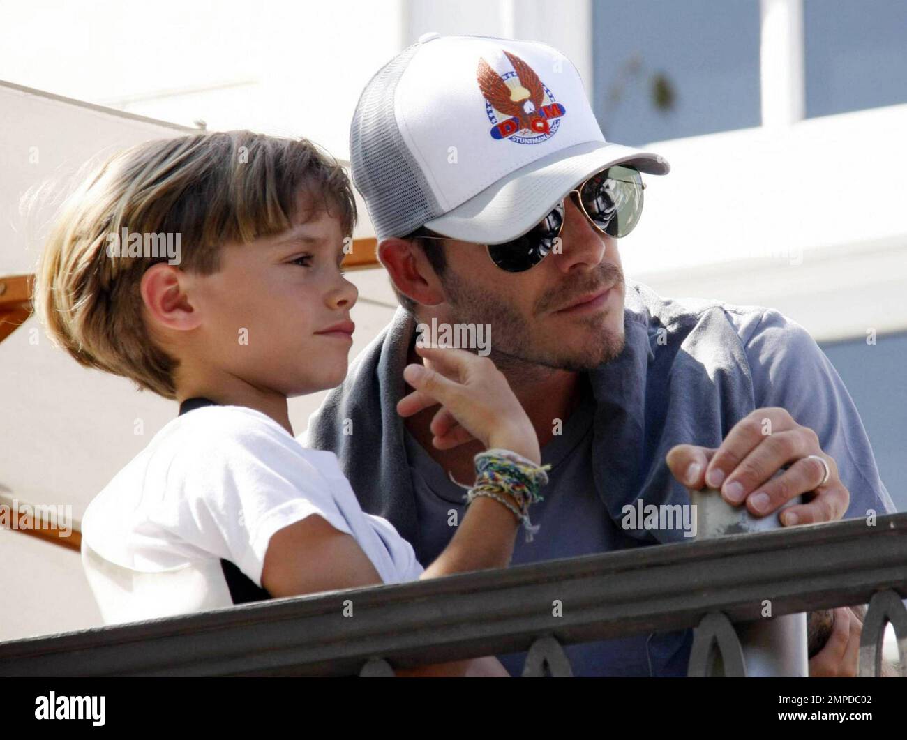 Star footballer David Beckham and wife, former Spice Girl Victoria ...