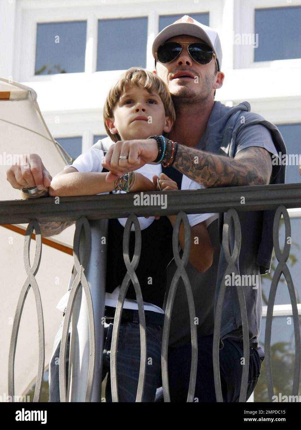 Star footballer David Beckham and wife, former Spice Girl Victoria ...