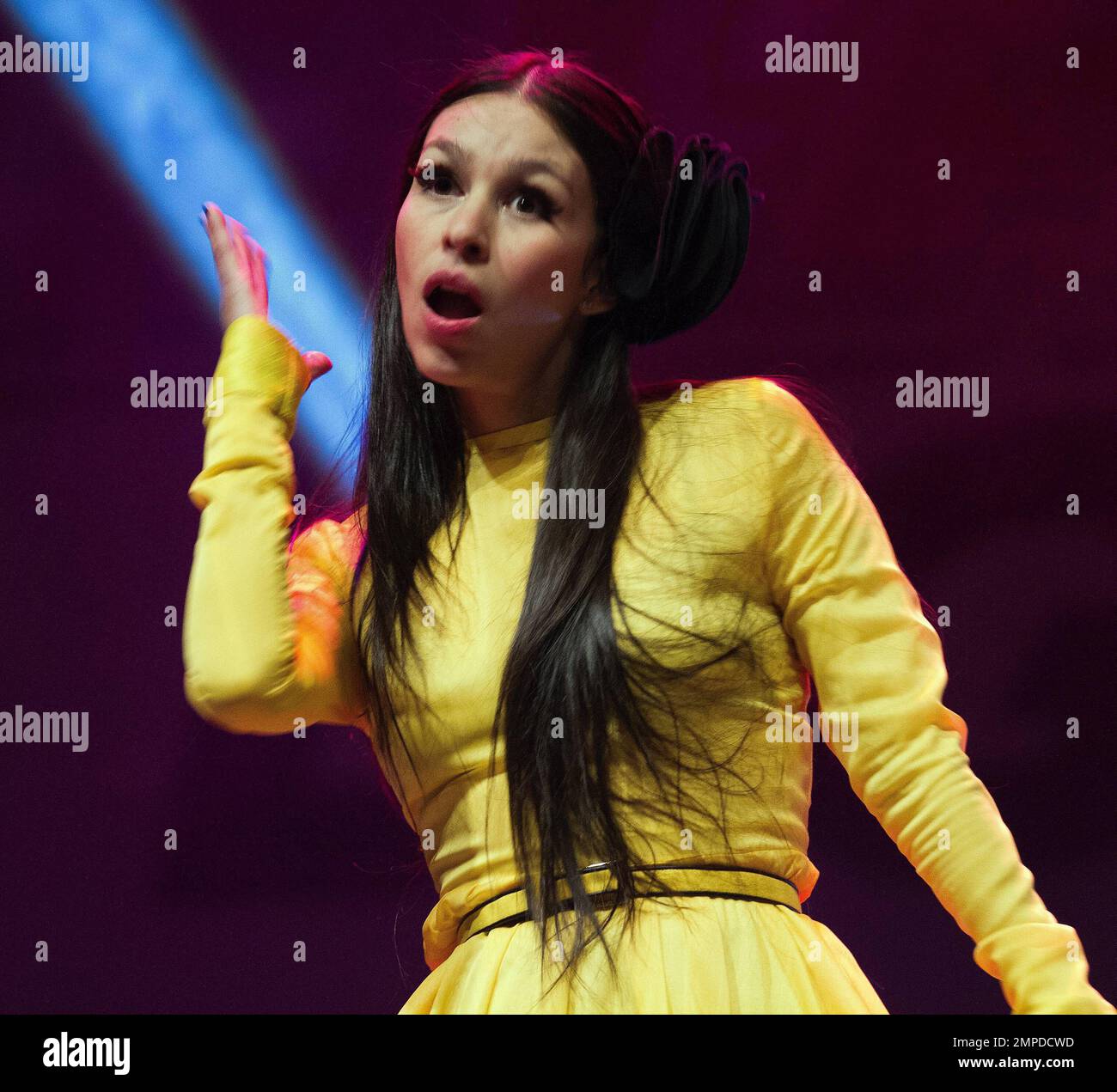 Mexican synthpop band 'Belanova' performed live including their new hit ...