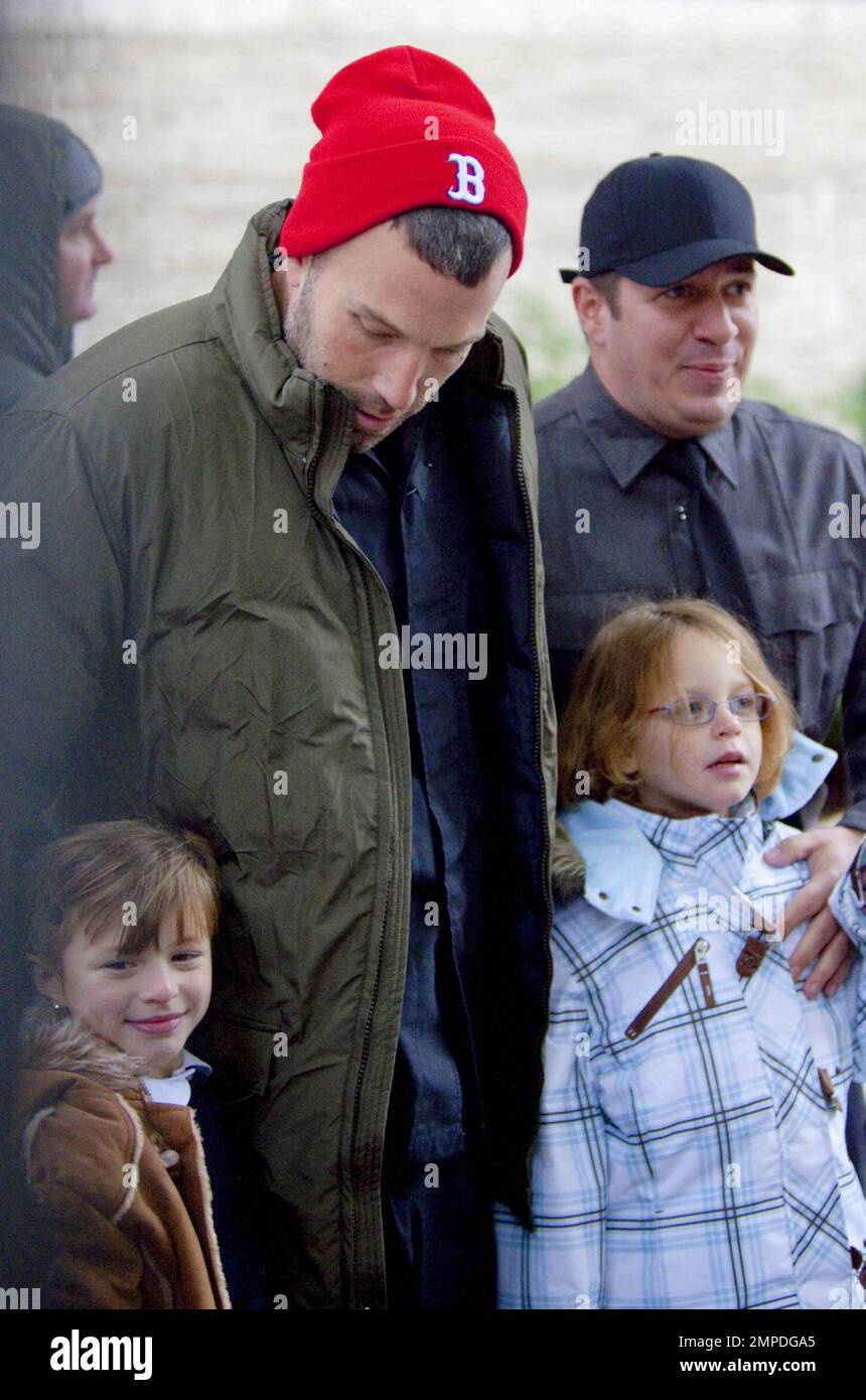 EXCLUSIVE!! Ben Affleck films on the set of his new movie "The Town" in ...