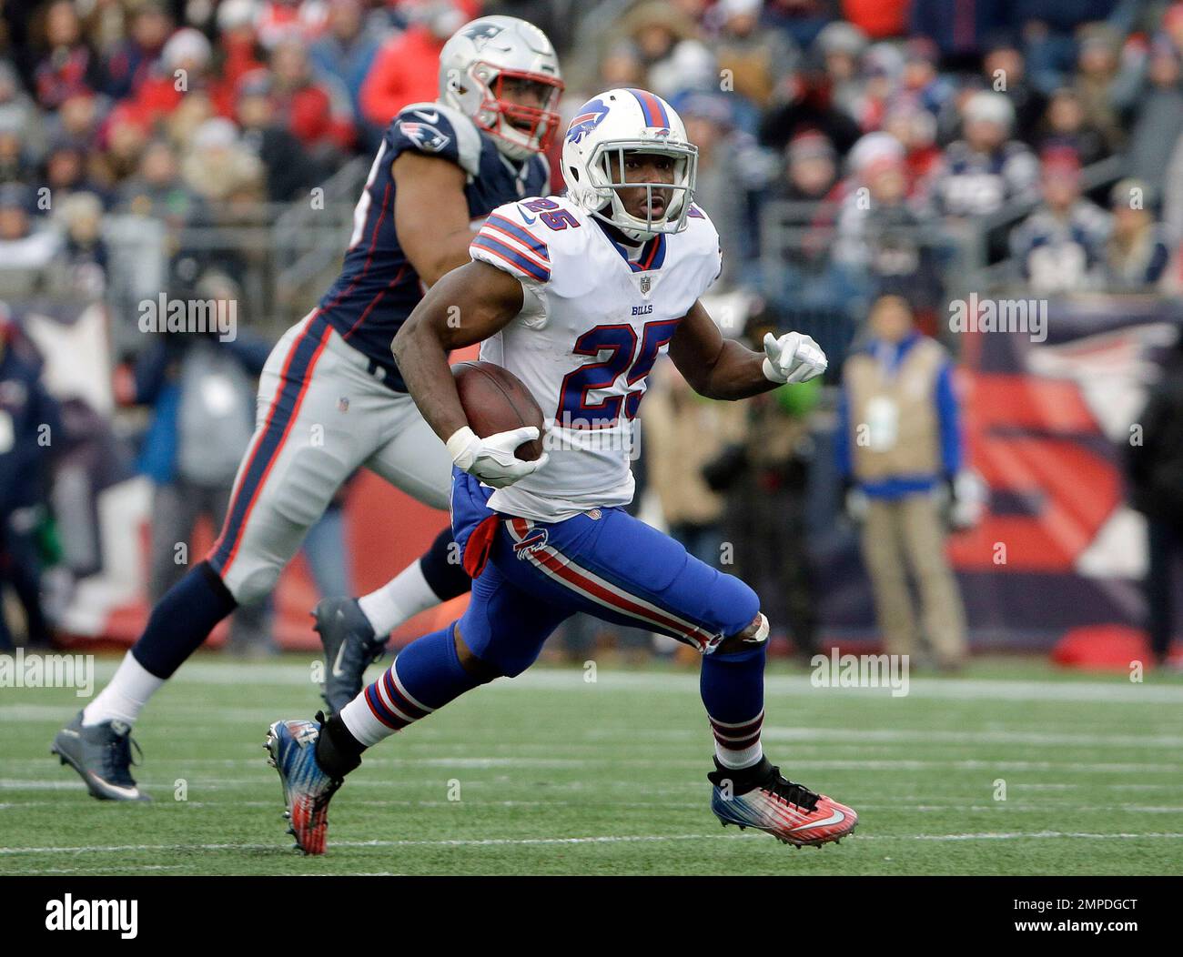 Buffalo Bills running back LeSean McCoy runs from New England Patriots ...