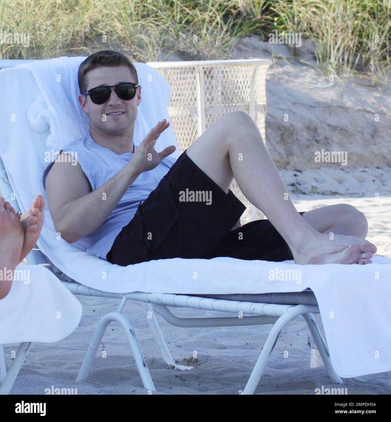 Ben McKenzie goes to the beach to watch the sunset along with his ...