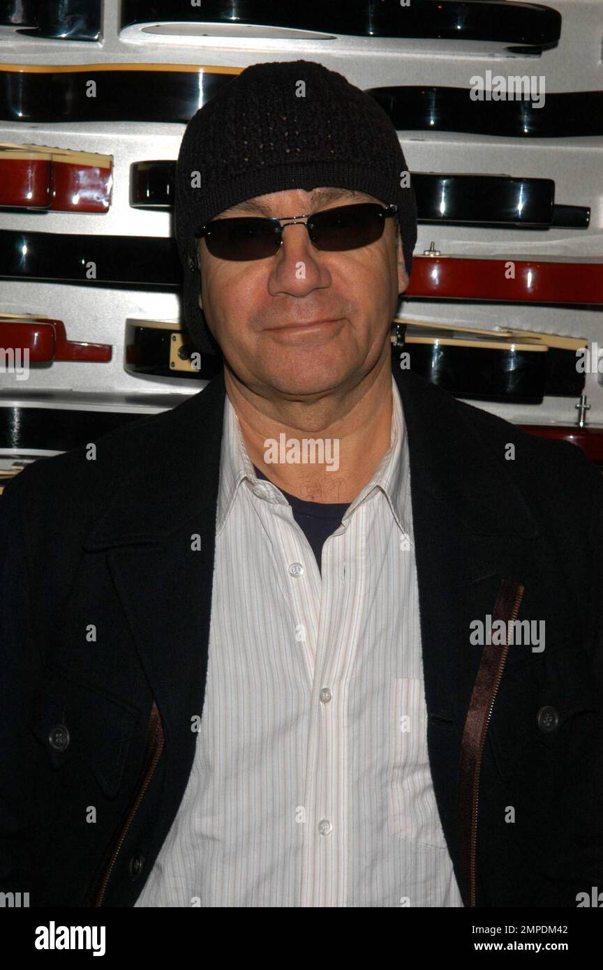 Pre-theater reception at the Times Square Hard Rock CafŽ for an Elton ...