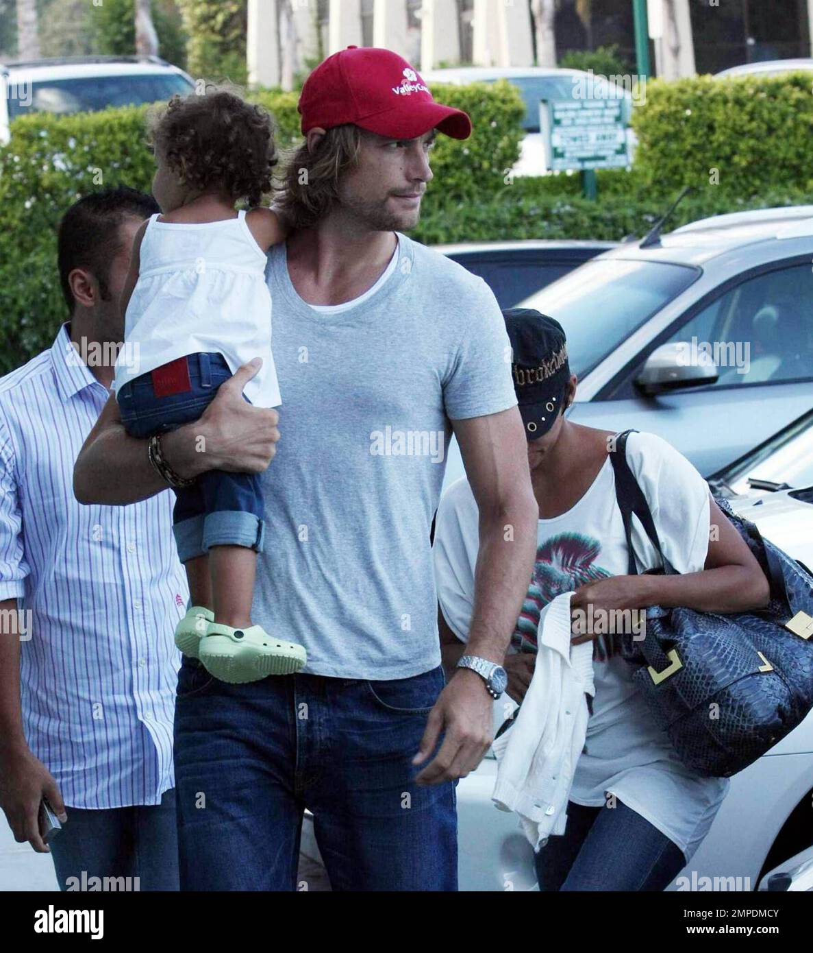 Halle Berry, Gabriel Aubry and their daughter Nahla have dinner at Nobu ...