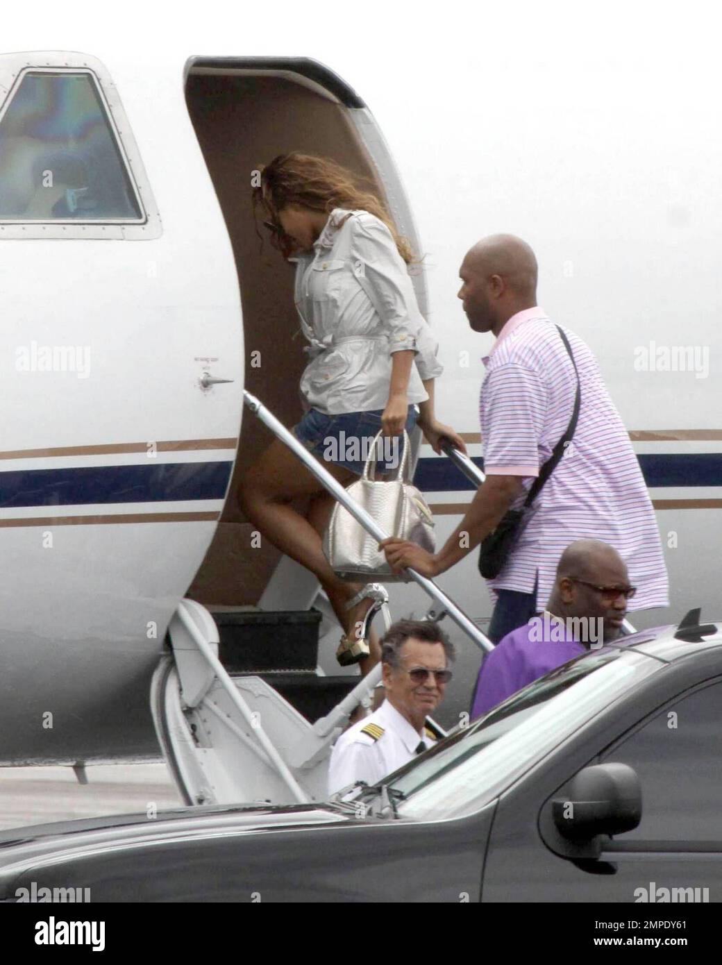 Beyonce knowles bodyguard hi-res stock photography and images - Alamy