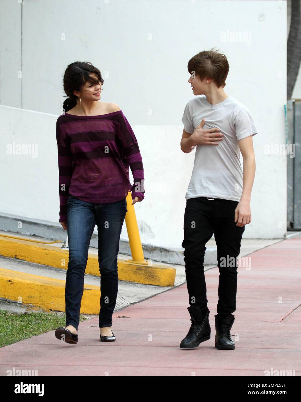 Selena Gomez Justin Bieber Beach