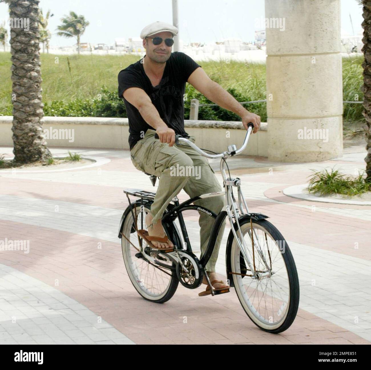 Exclusive!! Billy Zane takes a bike ride with pals around Miami's South ...