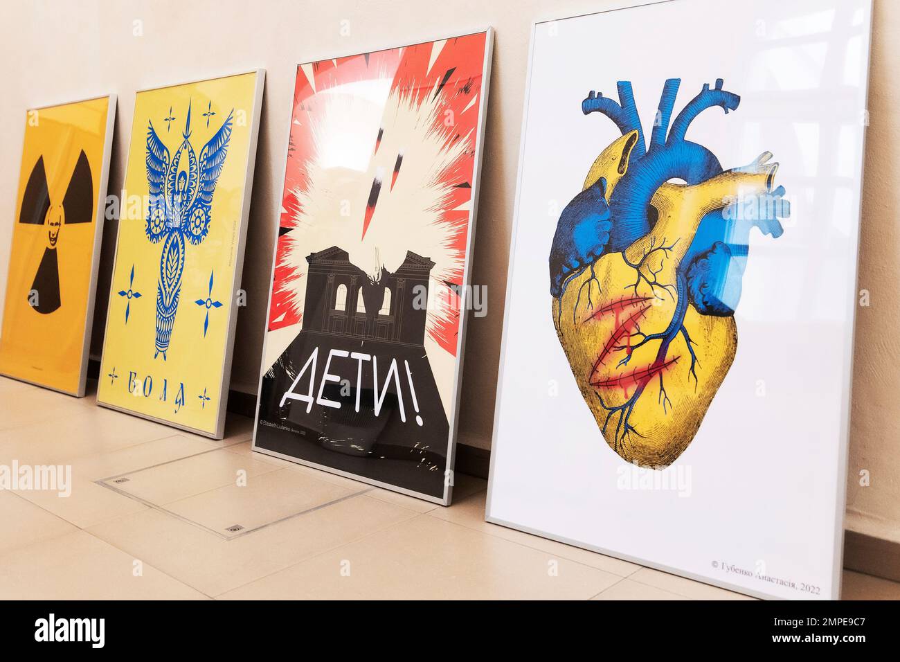 Anti war posters hi-res stock photography and images - Alamy