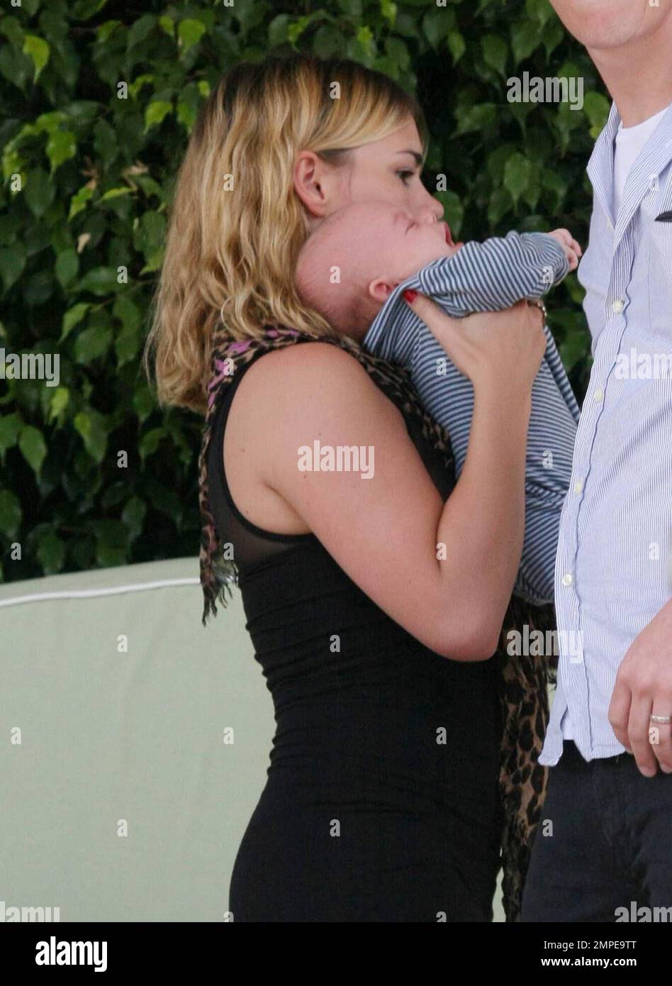 Secret Diary of a Call Girl and Doctor Who actress Billie Piper holds ...