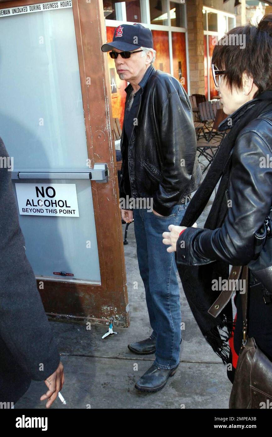 Exclusive!! Tea Leoni and Billy Bob Thornton pay a visit to Tao during ...