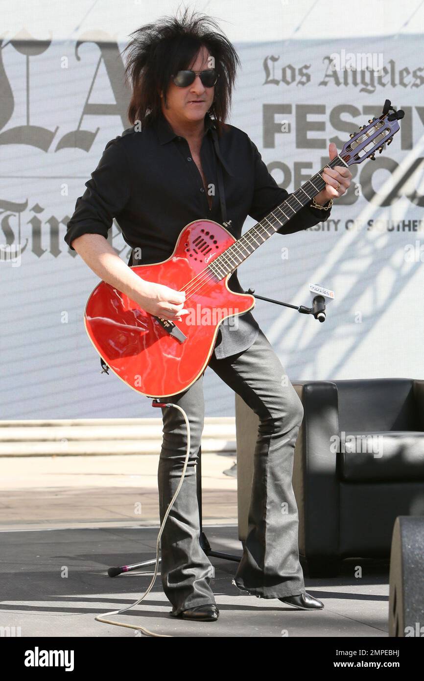 Steve stevens guitarist hi-res stock photography and images - Alamy