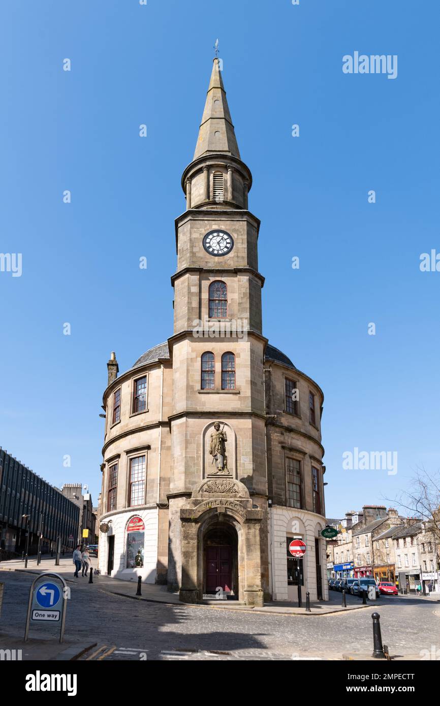 Athenaeum building at the top of King Street, with statue of William ...