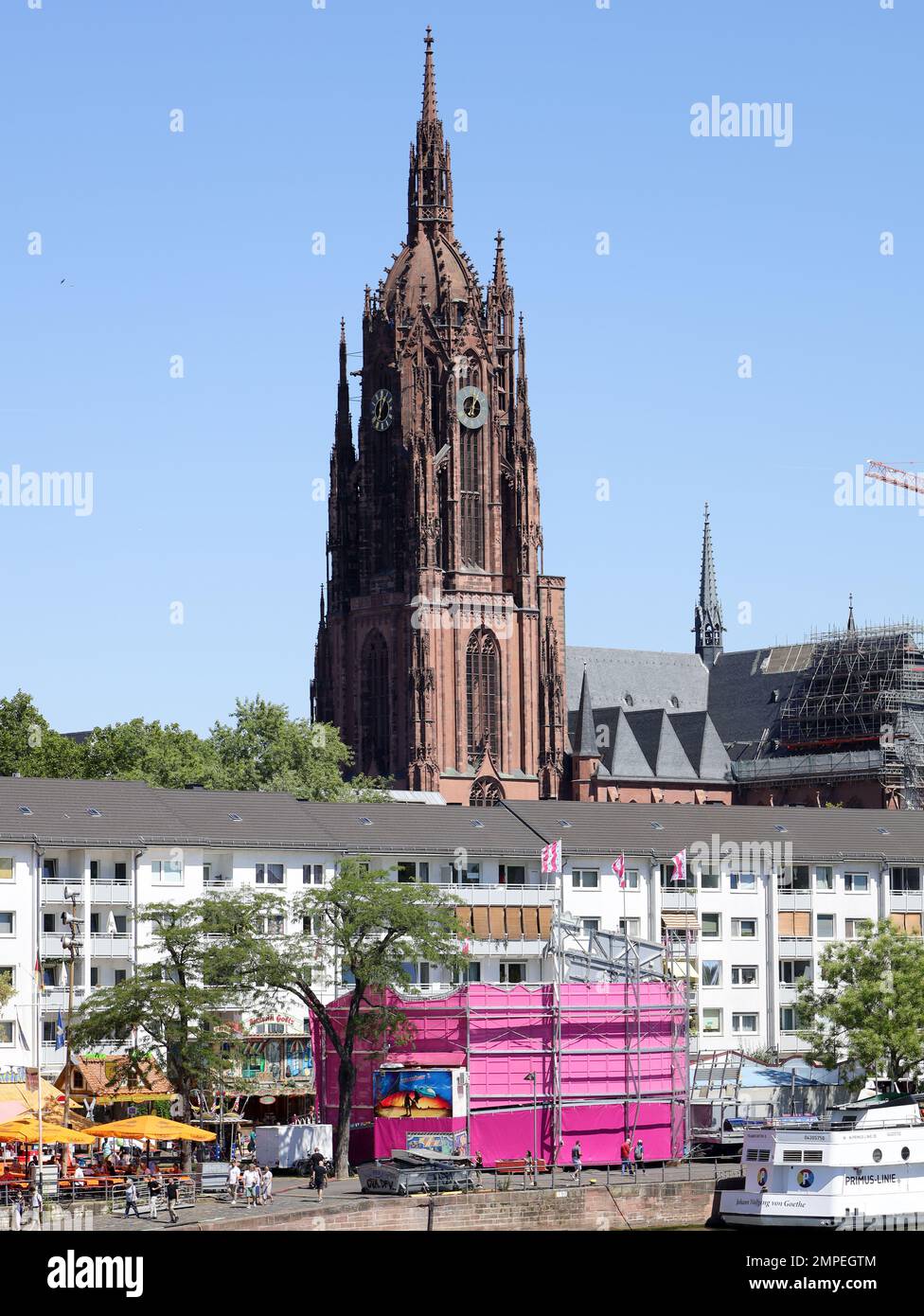 Geld main hi-res stock photography and images - Alamy