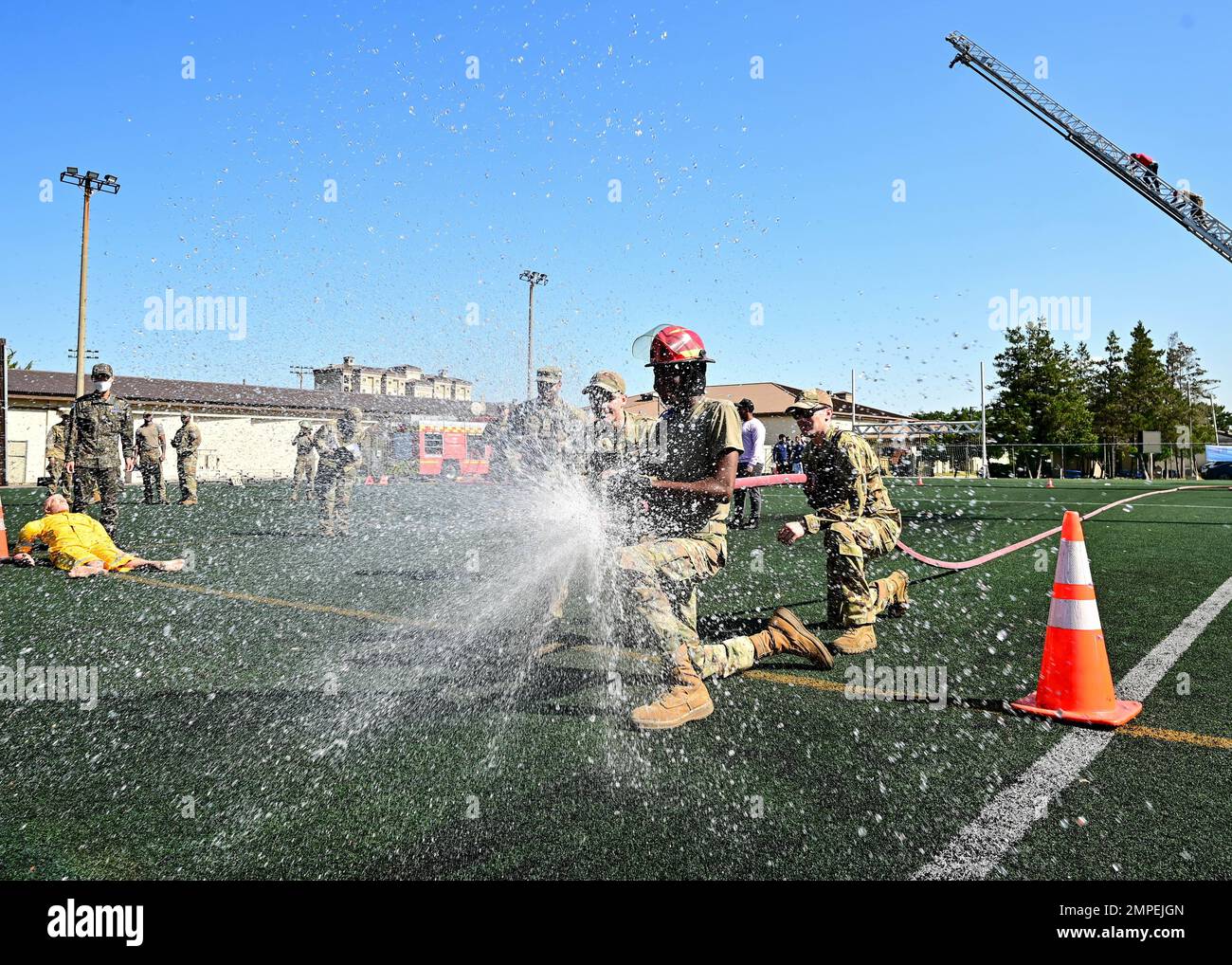 Dummy drag hi-res stock photography and images - Alamy