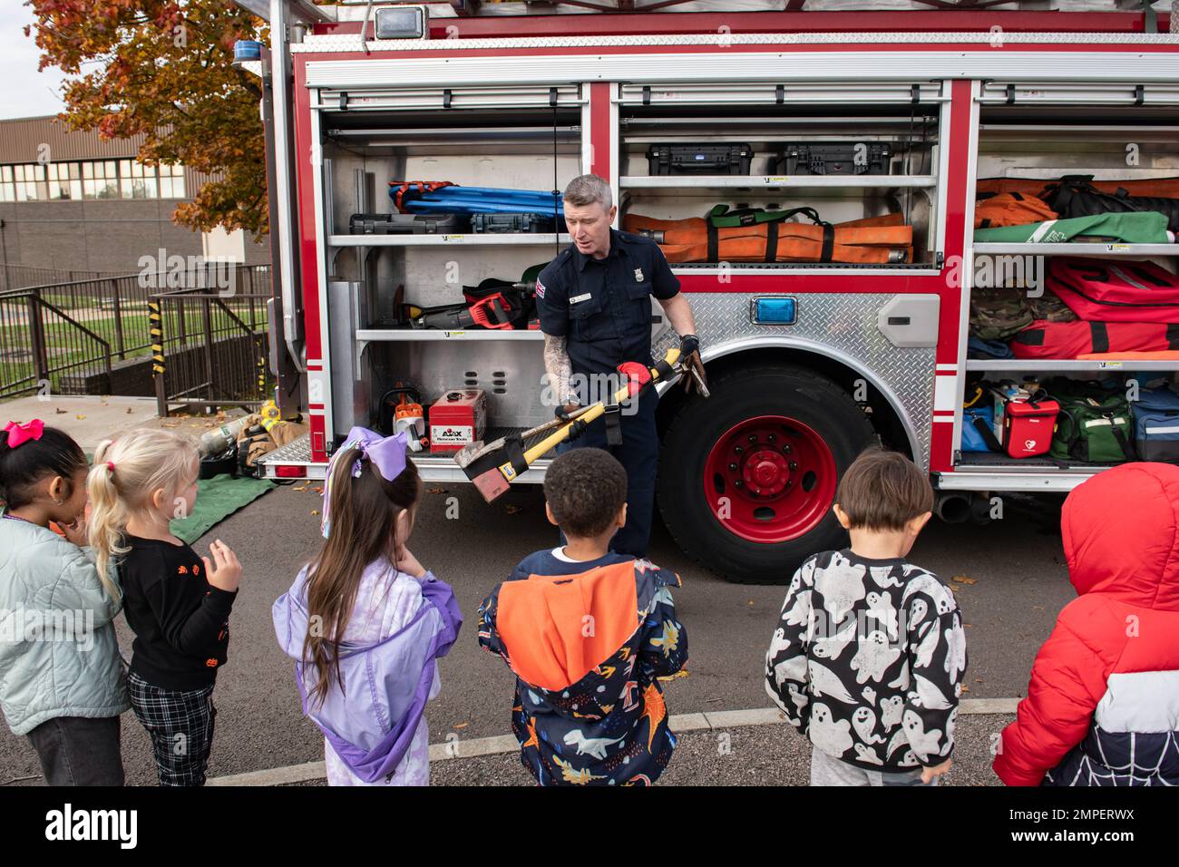Stephen Poore, 423d Civil Engineer Squadron firefighter, shows RAF ...