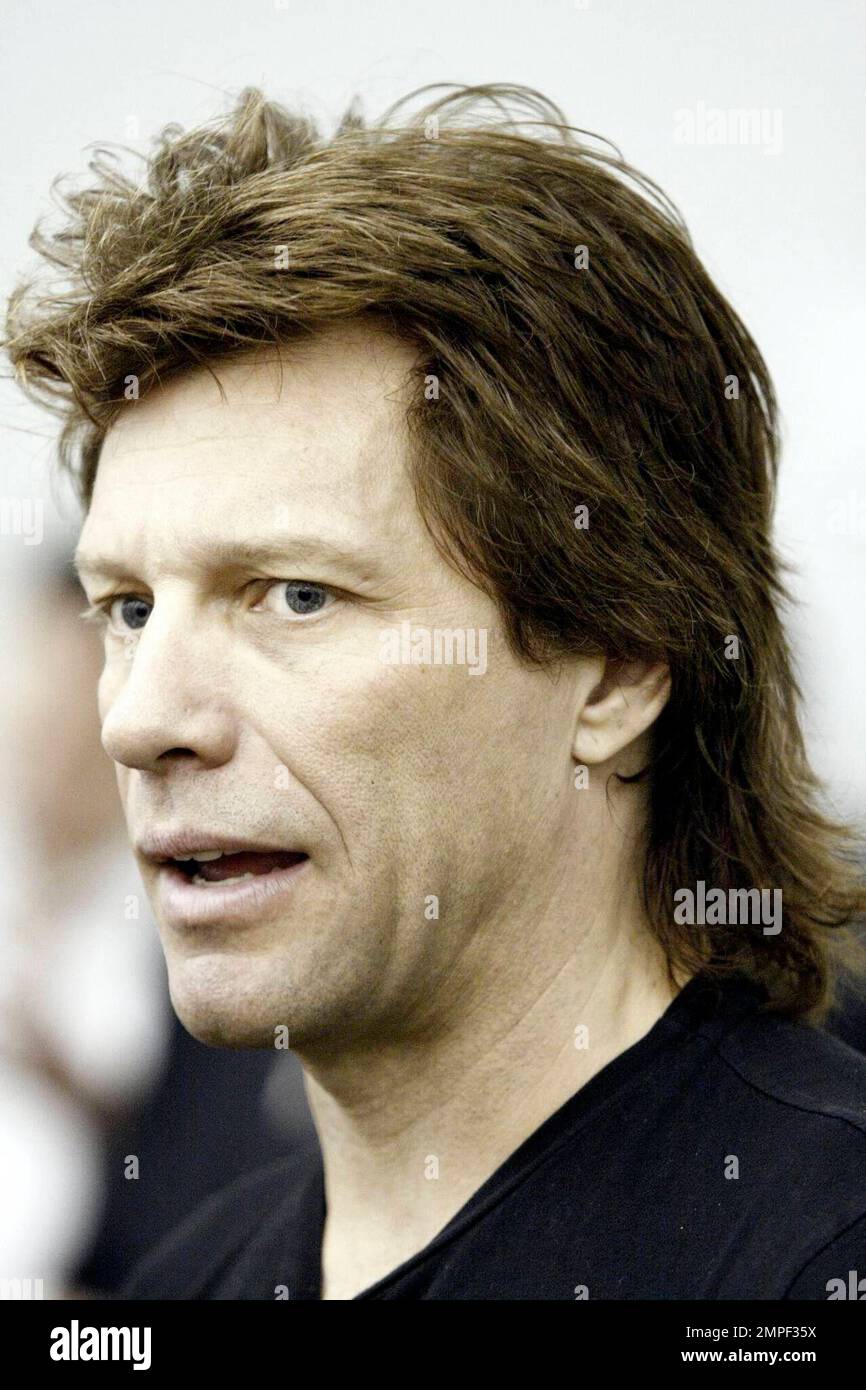 Philadelphia Soul owner Jon Bon Jovi at a mini-practice at the Nova ...